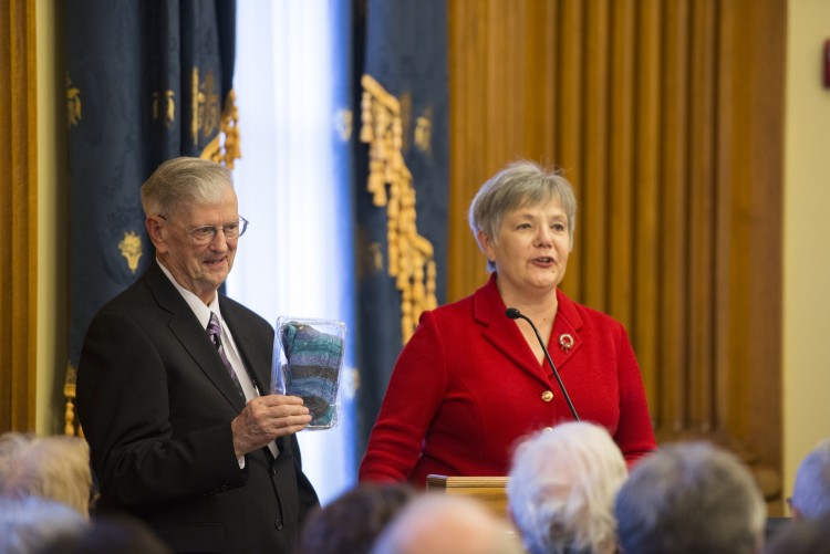 “Our Kind of Rock Star:” Judge Edward Leavy Receives 2015 Devitt Award ...